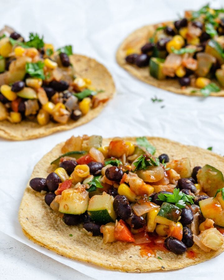 Vegan Black Bean Tacos with Veggies - Food Sharing Vegan
