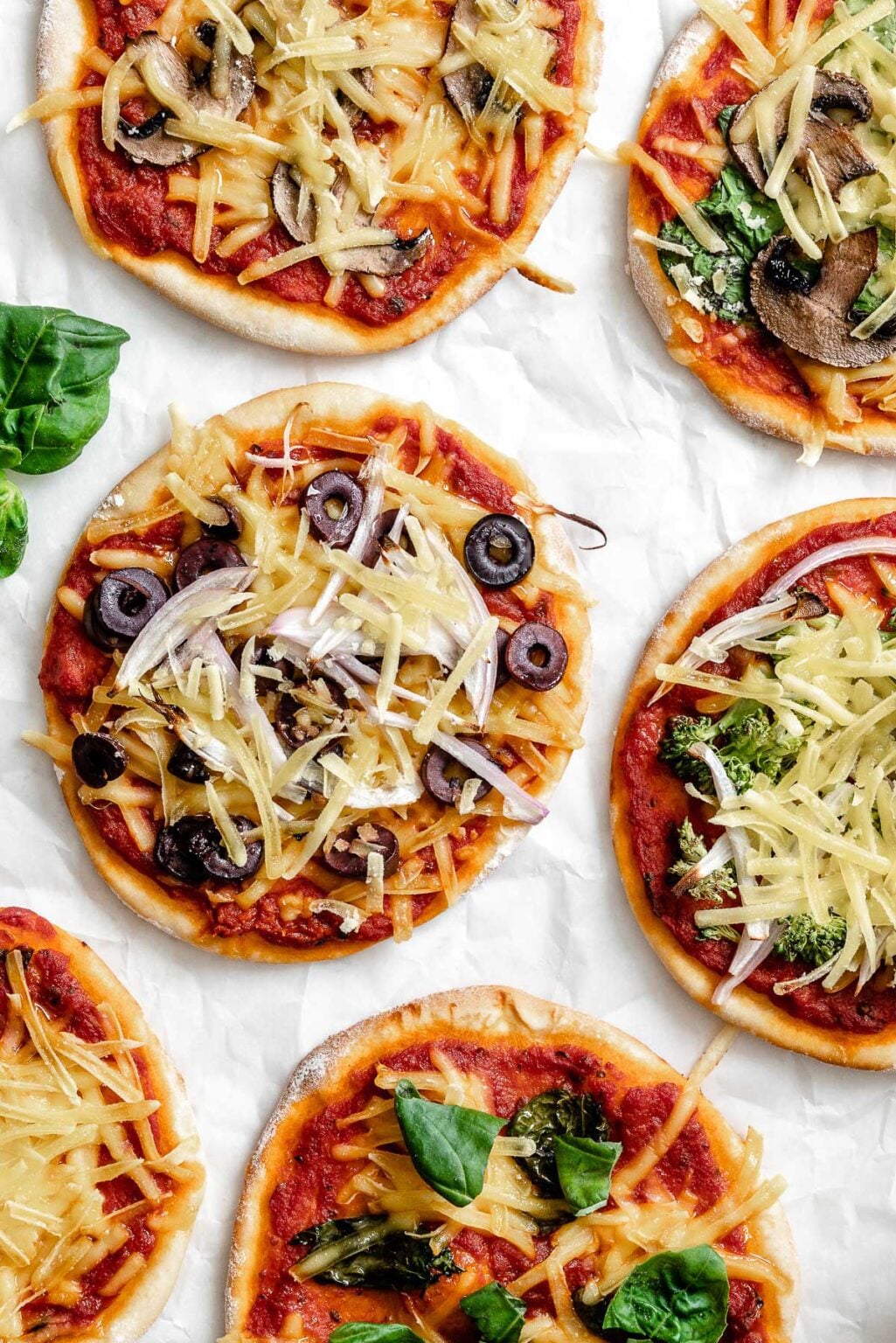 Flatbread Mini Pizzas - Food Sharing Vegan