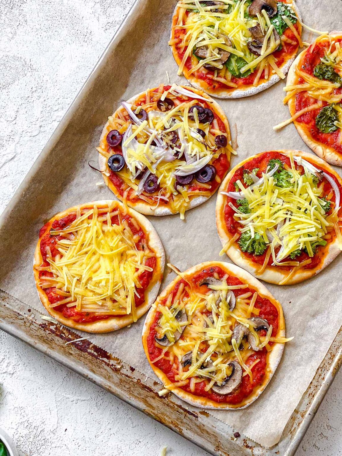 Flatbread Mini Pizzas - Food Sharing Vegan