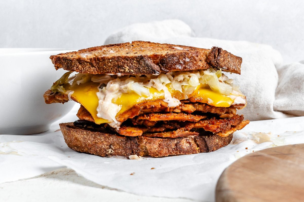 Vegan Reuben Sandwich - Food Sharing Vegan